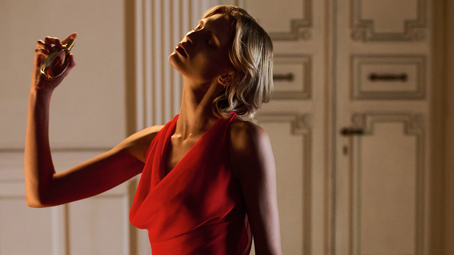 Fiamma: the new perfume envisioned by Maximilian Davis | Ferragamo OE