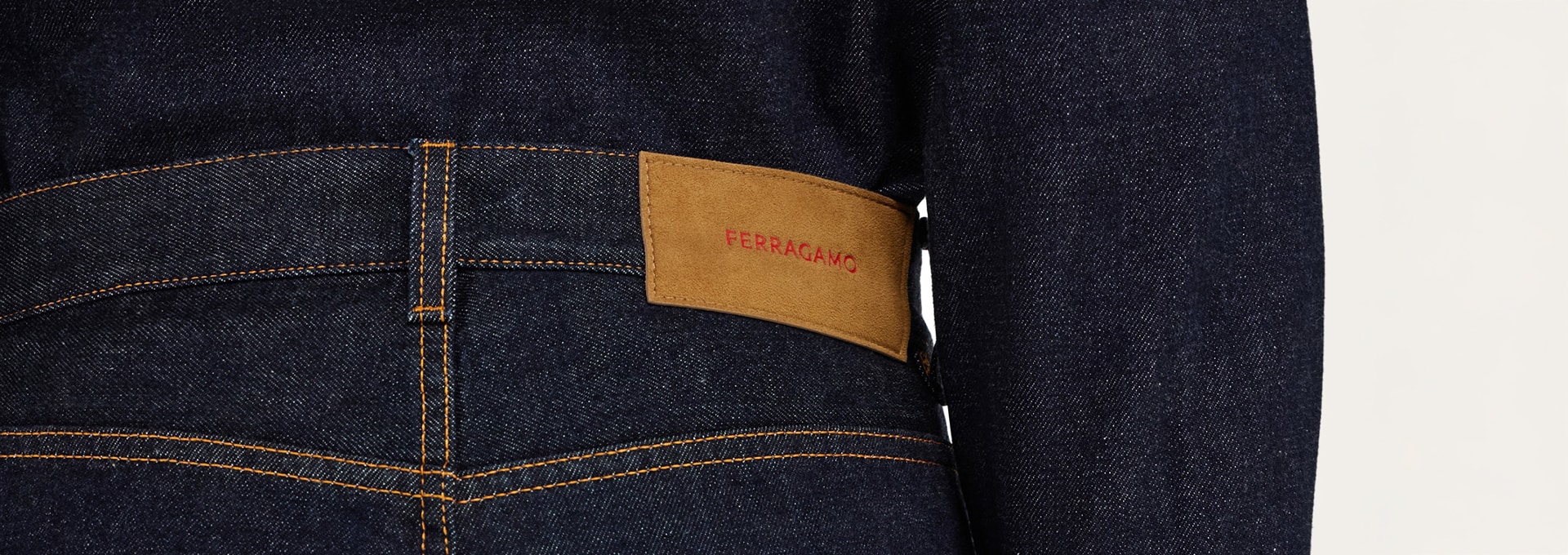 Men’s and Women’s Size Guide: Measurement Charts | Ferragamo EU