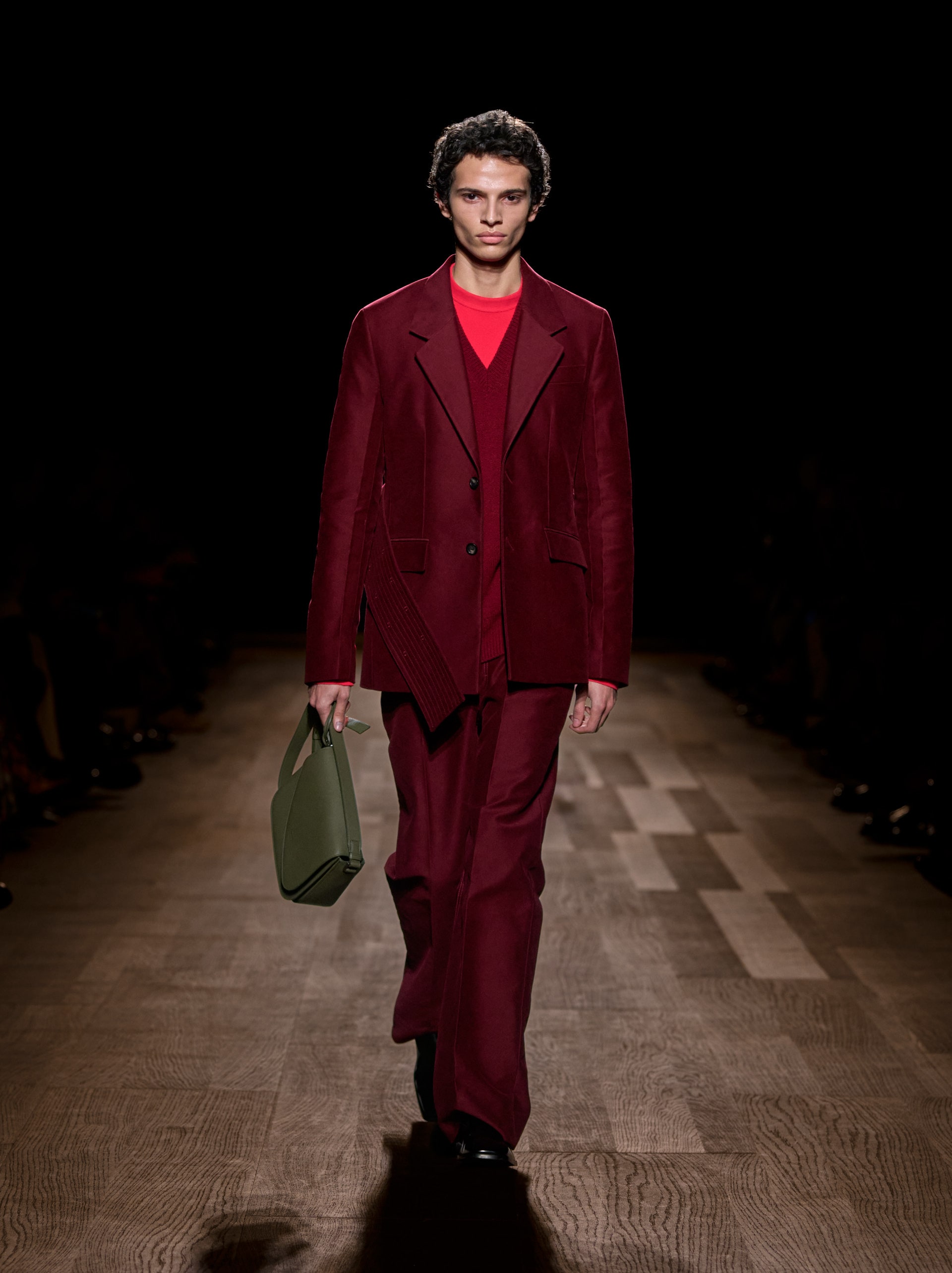 FW24 Show | Ferragamo US