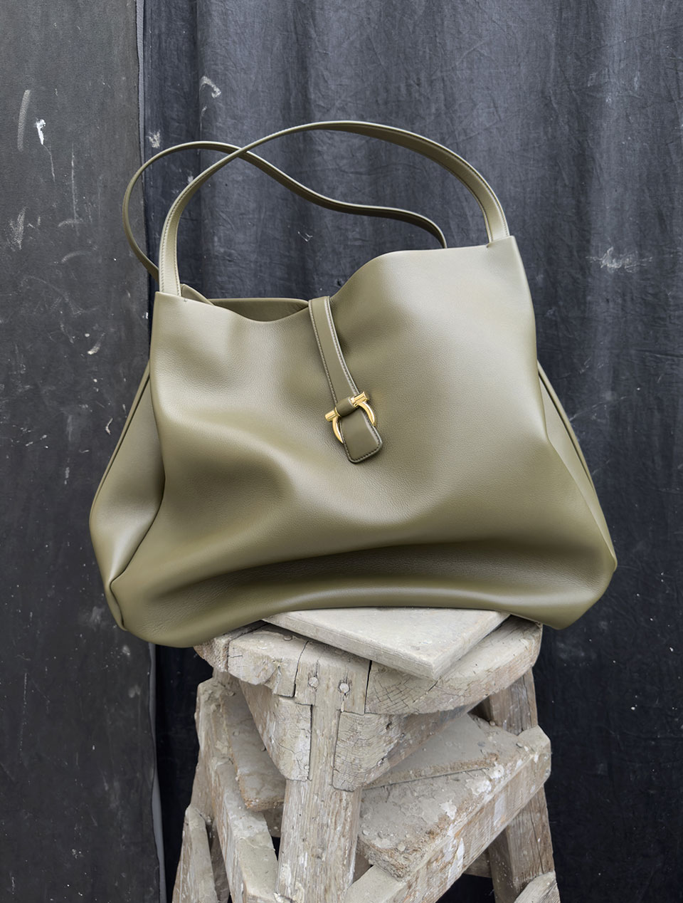 Unfolding the New Campaign: Ferragamo in Florence | Ferragamo OE