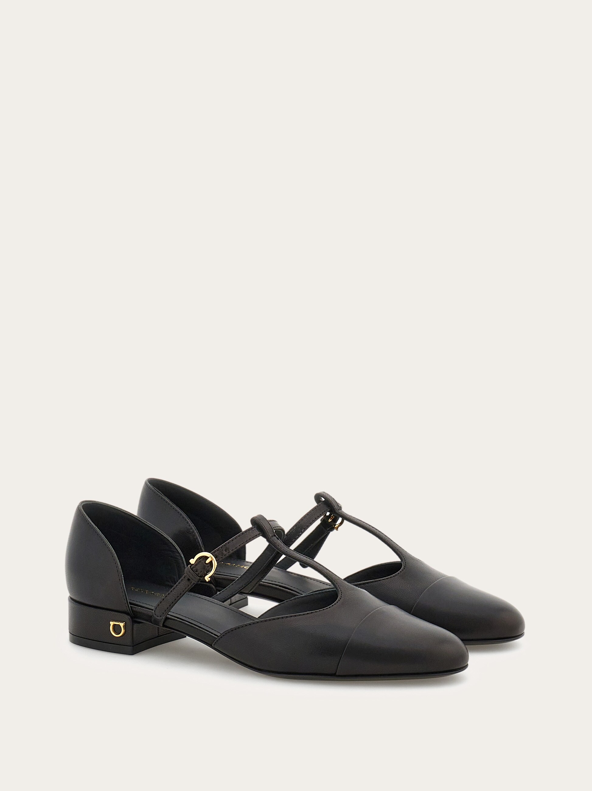 T-strap ballet shoe - Women | Ferragamo