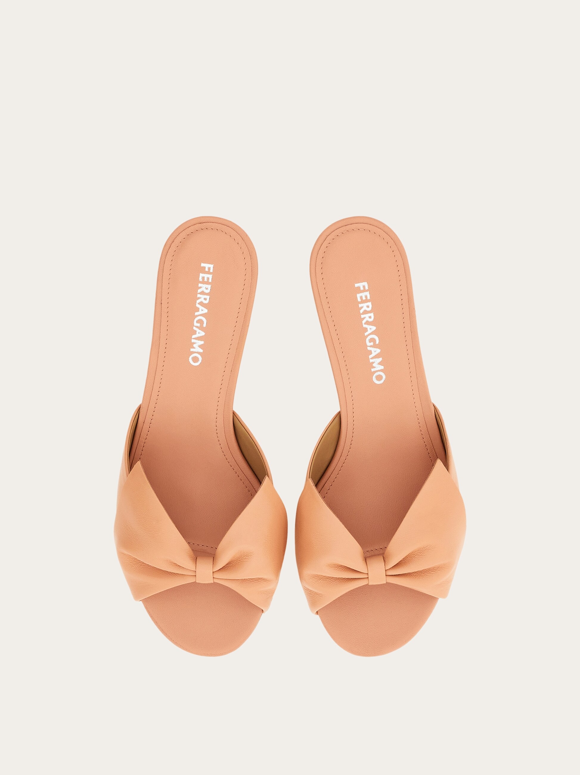 보우 슬라이드 - 여성 | Ferragamo