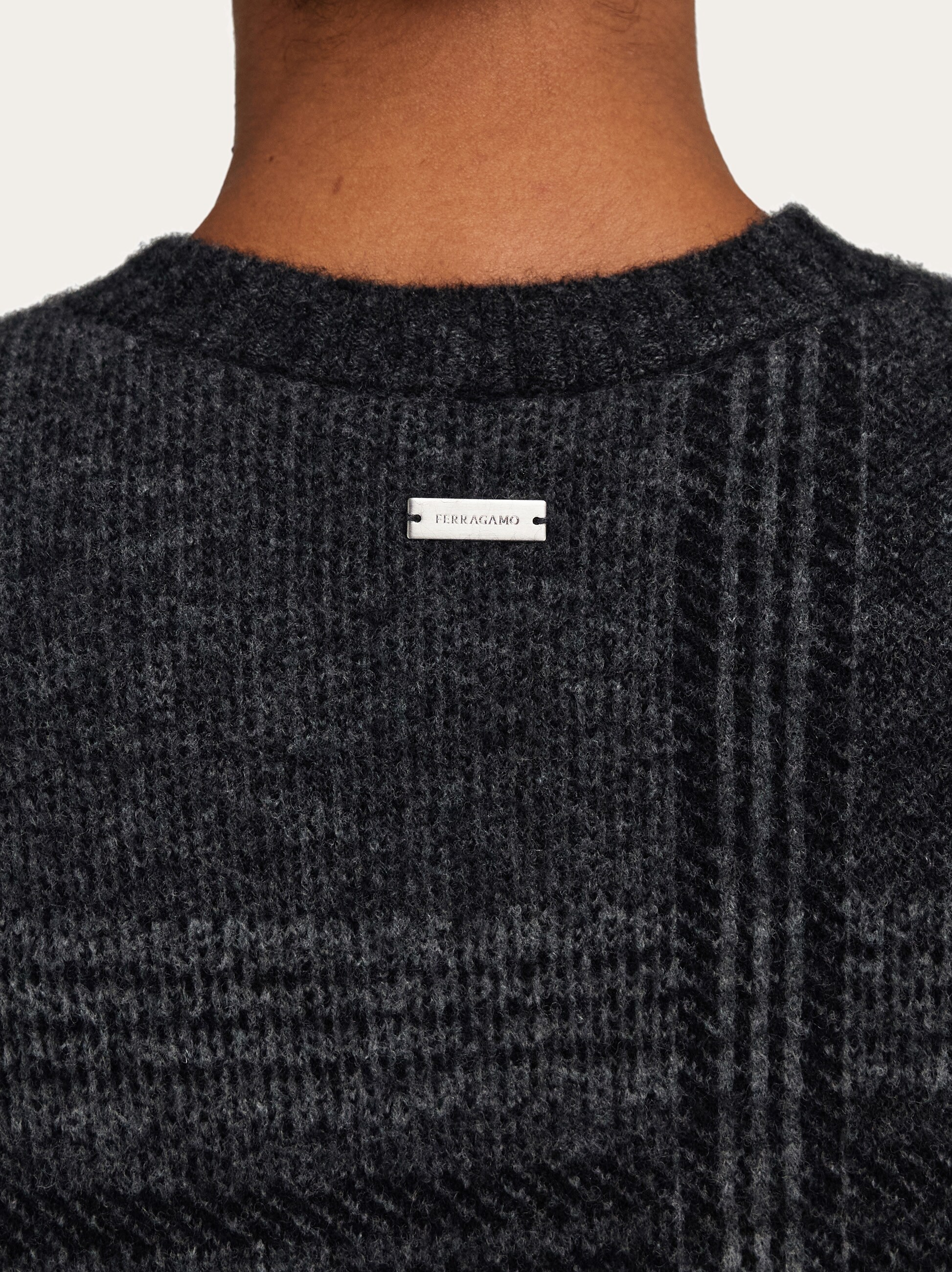 Jersey cuello de pico - Mujer | Ferragamo