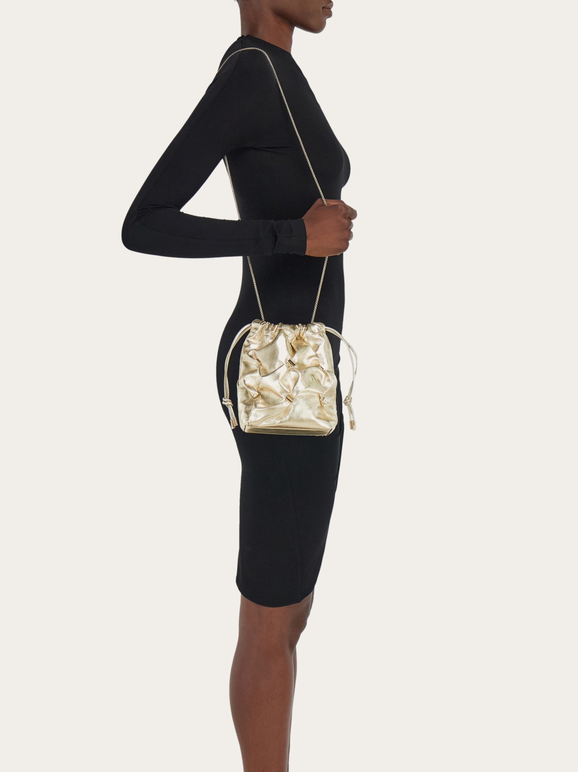 Mini bolso cubo con lazo Vara - Mujer | Ferragamo